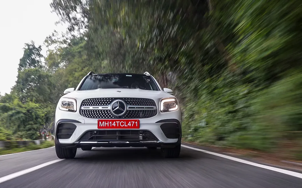 Mercedes-Benz GLB Images | GLB Exterior, Road Test and Interior Photo ...