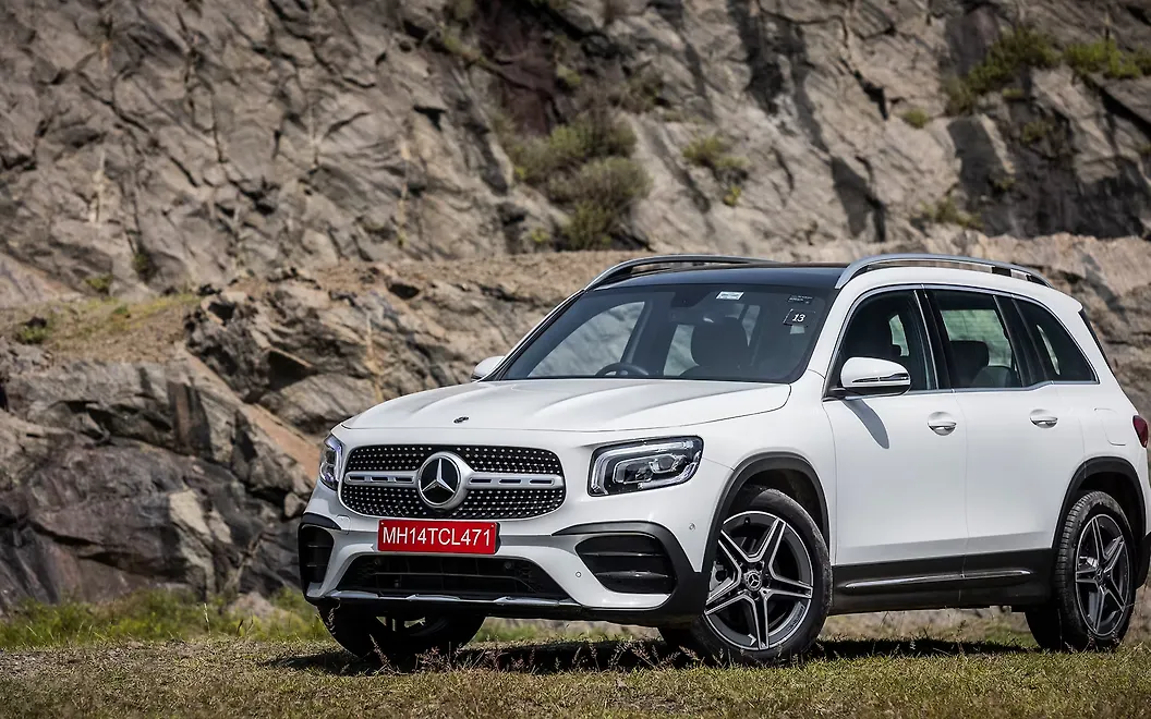 Mercedes-Benz GLB Images | GLB Exterior, Road Test and Interior Photo ...