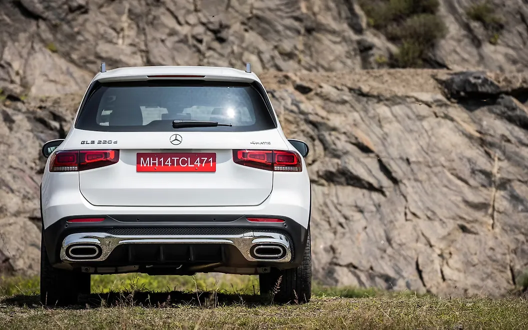 Mercedes-Benz GLB Images | GLB Exterior, Road Test and Interior Photo ...