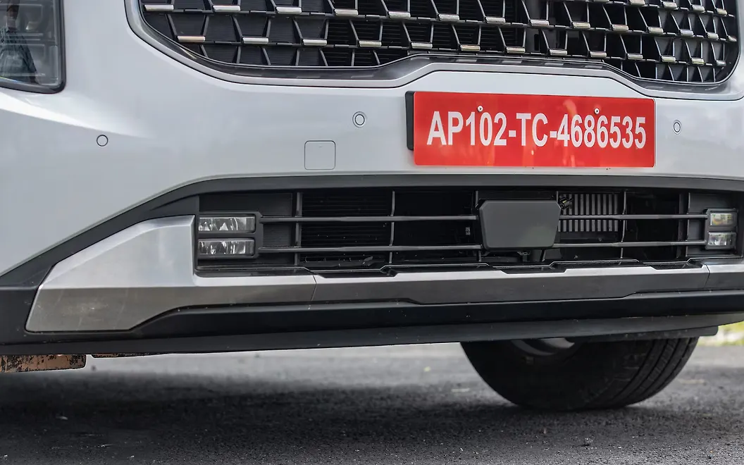 Kia Carnival - Front Bumper | Kia Carnival Images