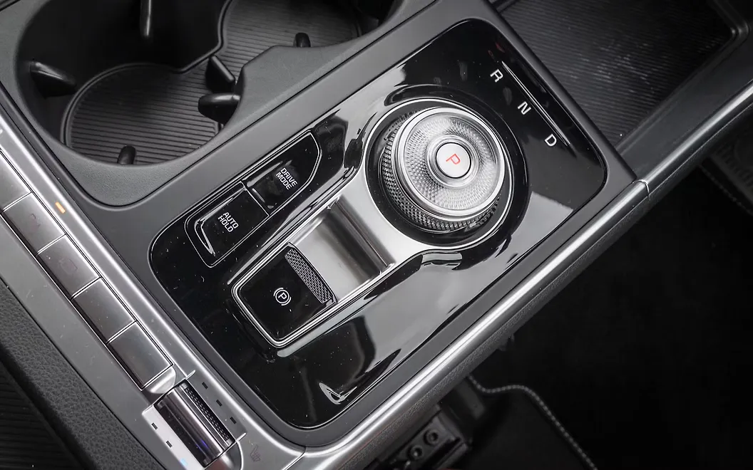 Kia Carnival - Drive Mode Selector | Kia Carnival Images