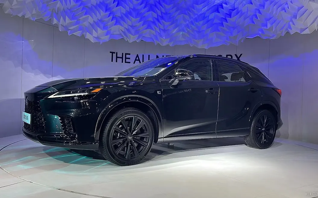 Lexus RX - Rear View | Lexus RX Images