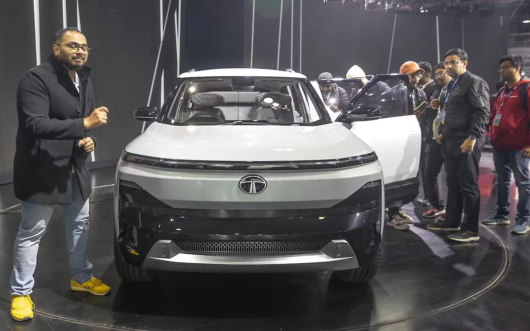 Tata Sierra EV - Front Right View | Tata Sierra EV Images