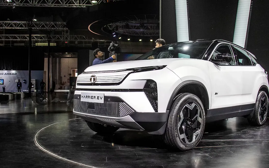 Tata Harrier EV Images | Harrier EV Exterior, Road Test and Interior ...