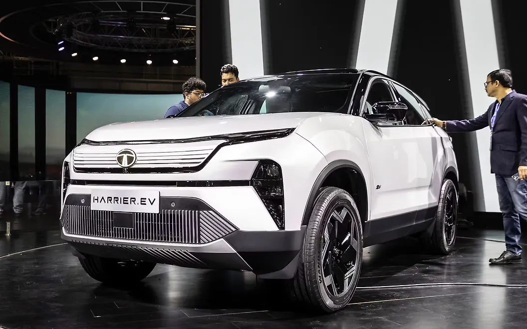 Tata Harrier EV Images | Harrier EV Exterior, Road Test and Interior ...