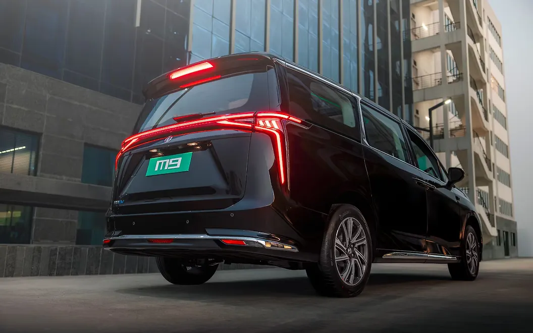 MG M9 - Rear Left View | MG M9 Images