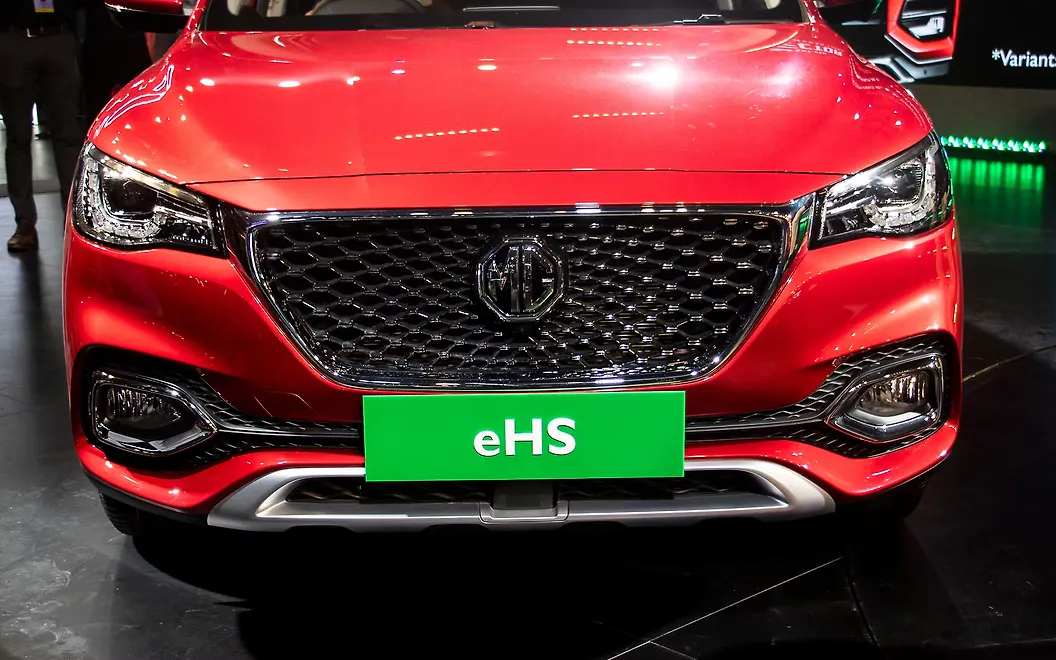 MG eHS Images | eHS Exterior, Road Test and Interior Photo Gallery