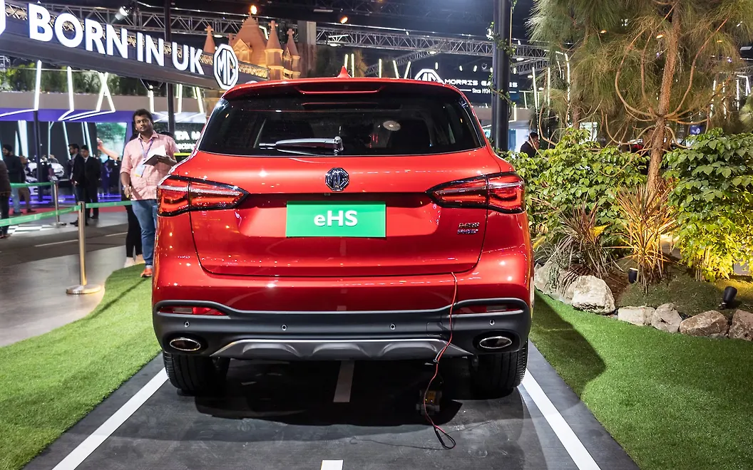 MG eHS - Rear View | MG eHS Images