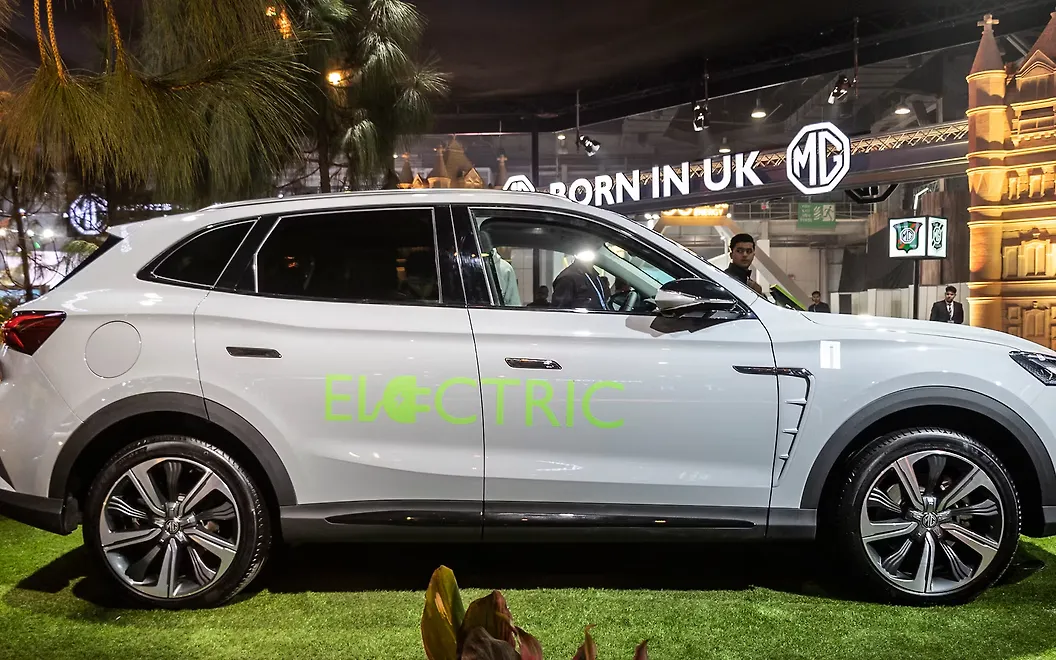 MG Marvel R - Rear View | MG Marvel R Images