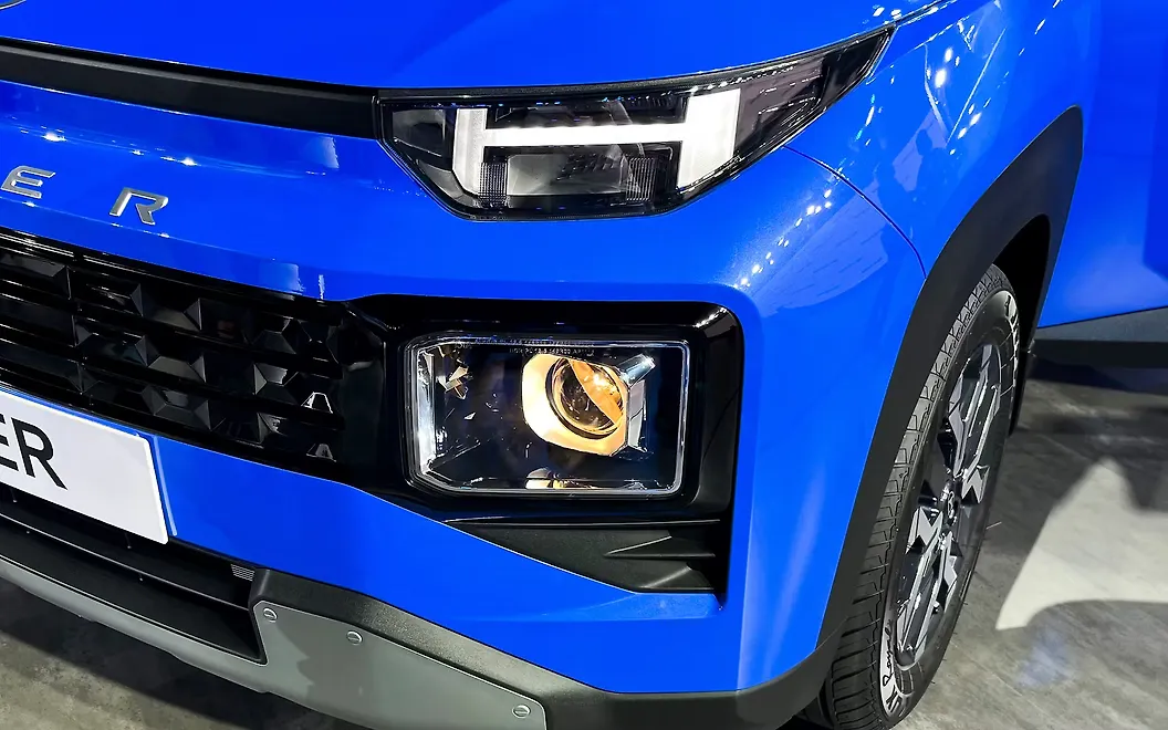 Hyundai Exter Images | Exter Exterior, Road Test and Interior Photo Gallery