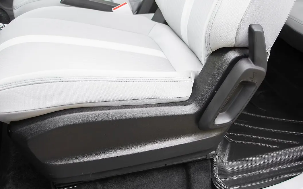 MG Comet EV - Front Seats | MG Comet EV Images MG Comet EV - Front Seats | MG Comet EV Images