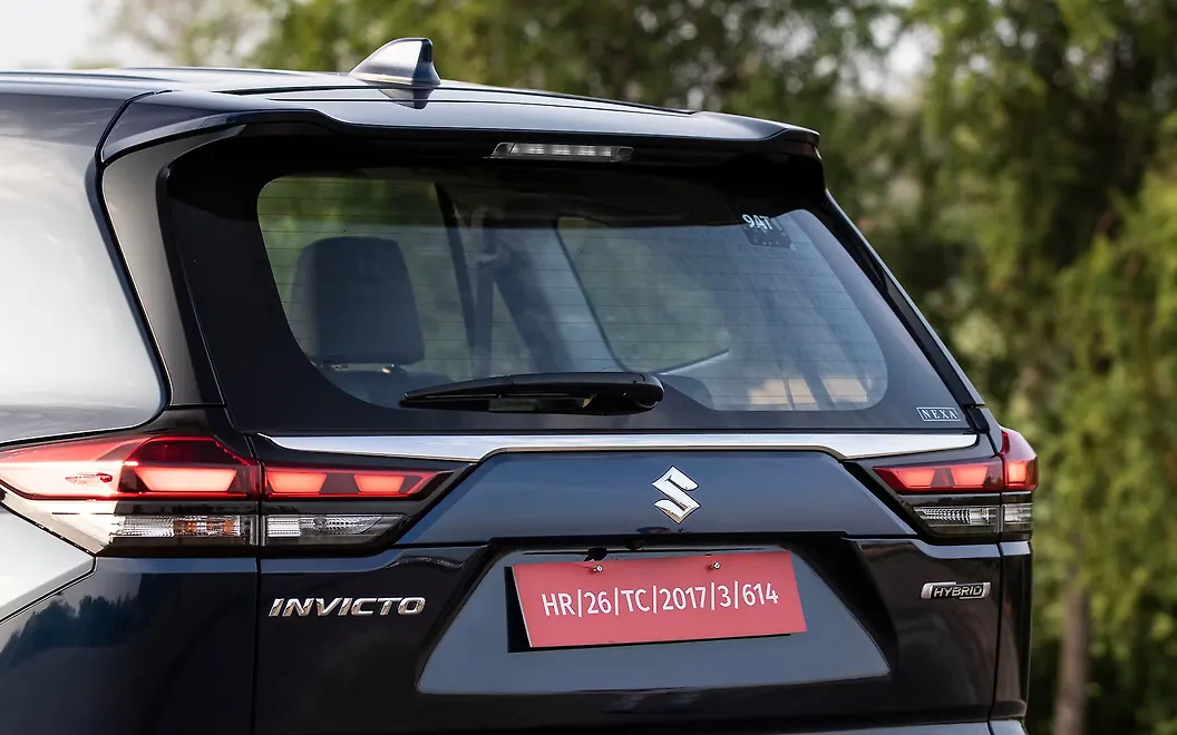 Maruti Suzuki Invicto - Side Rear View | Maruti Suzuki Invicto Images
