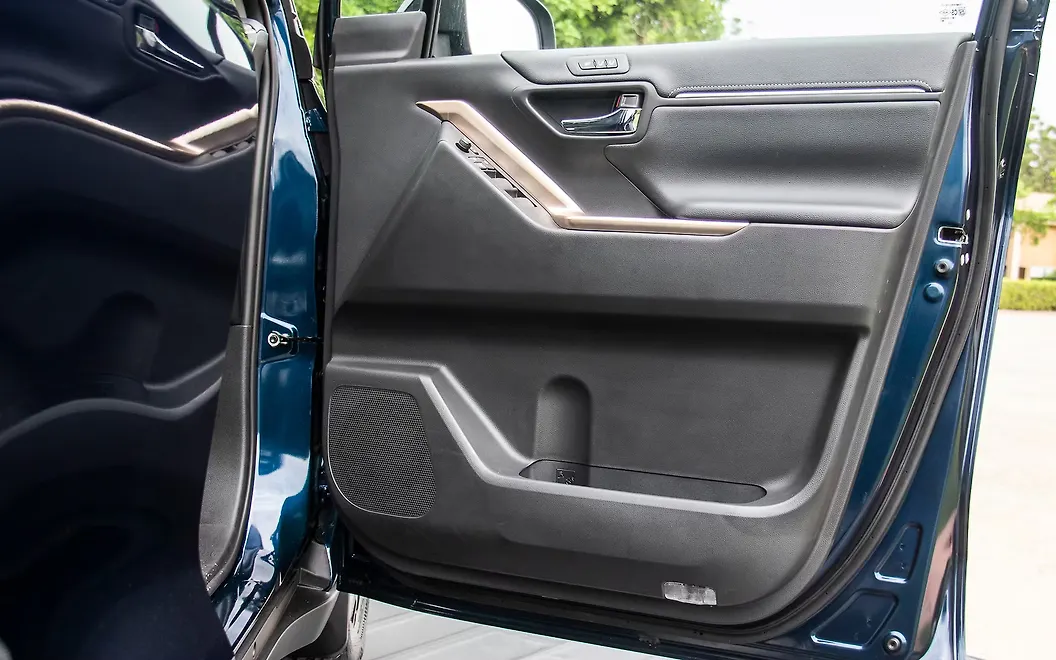 Maruti Suzuki Invicto - Front Left View | Maruti Suzuki Invicto Images