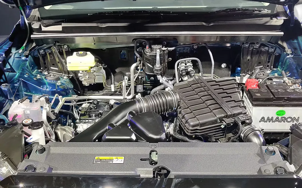 Maruti Suzuki Invicto - Front Left View | Maruti Suzuki Invicto Images