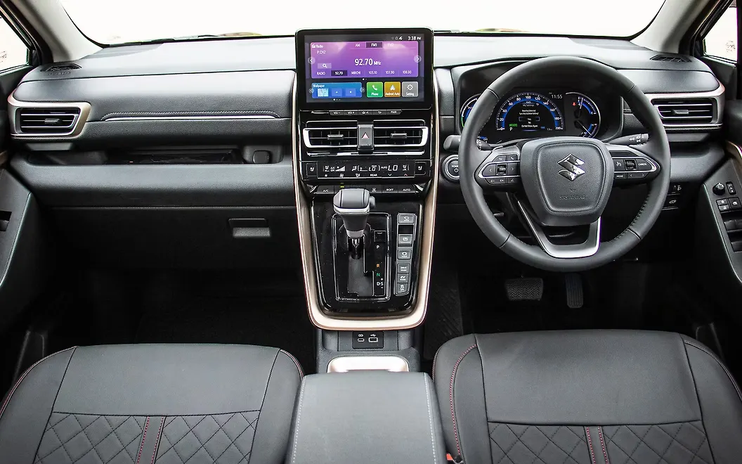 Maruti Suzuki Invicto Interior Images: Invicto Interior Photo Gallery