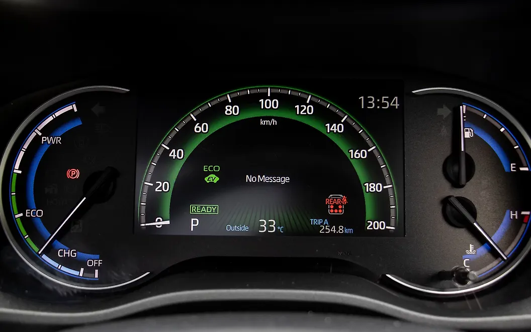 Maruti Suzuki Invicto Interior Images: Invicto Interior Photo Gallery