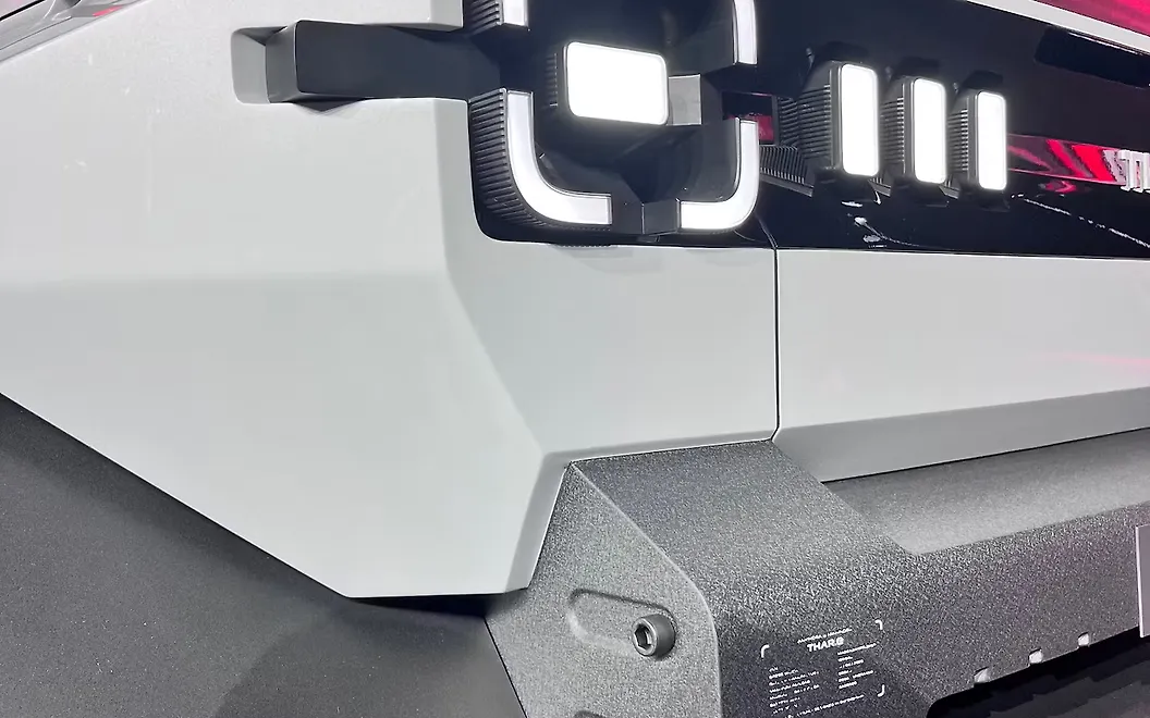 Mahindra Thar.e Images | Thar.e Exterior, Road Test and Interior Photo ...