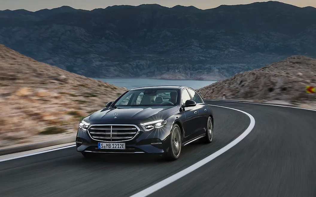 Mercedes Benz New E Class Images New E Class Exterior Road Test And Interior Photo Gallery
