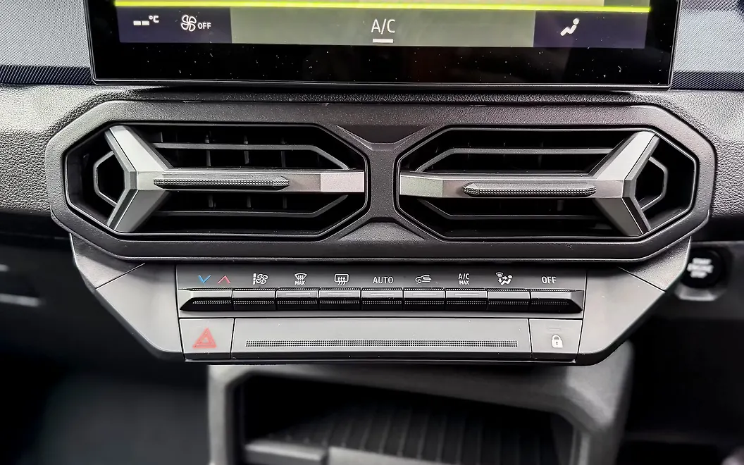 Renault New Duster - Front AC Vents | Renault New Duster Images