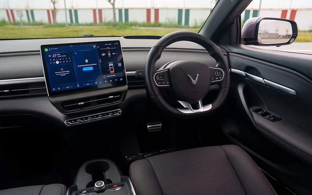 Vinfast VF 6 - Right View | Vinfast VF 6 Images