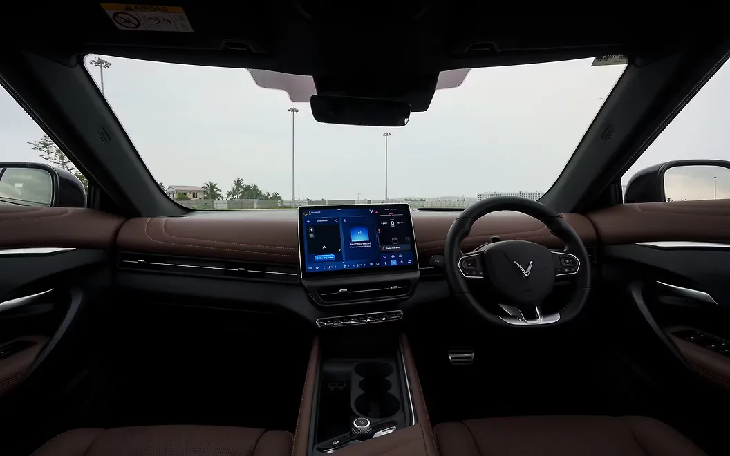 Vinfast VF 7 Interior Images: VF 7 Interior Photo Gallery