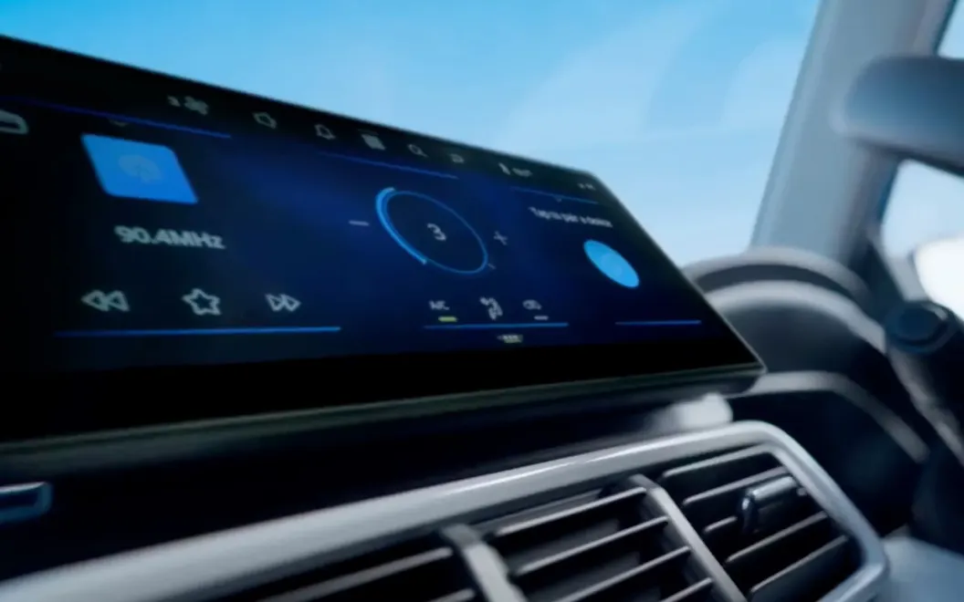 Compare Renault Kiger vs Nissan Magnite vs Tata Punch Facelift