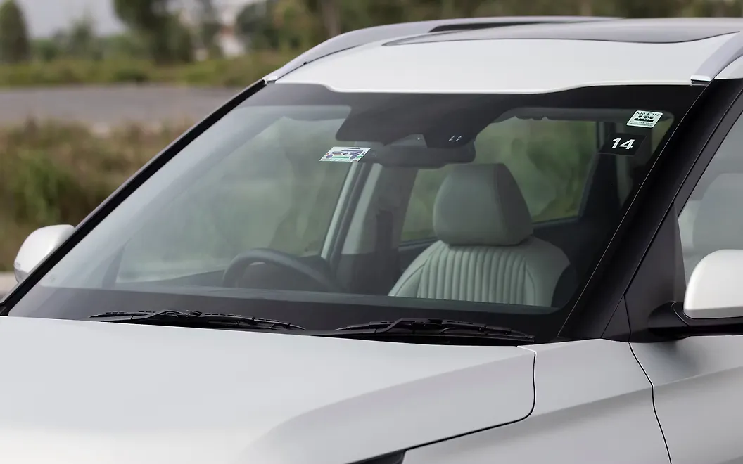 Kia Carens Clavis EV - Rear Windscreen | Kia Carens Clavis EV Images