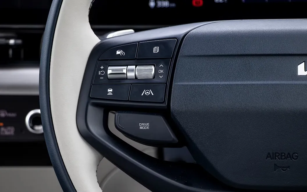 Kia Carens Clavis EV - Steering Mounted Controls - Right | Kia Carens ...
