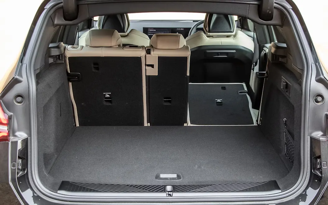 BMW X3 - Bootspace with Split Seat Folded | BMW X3 Images