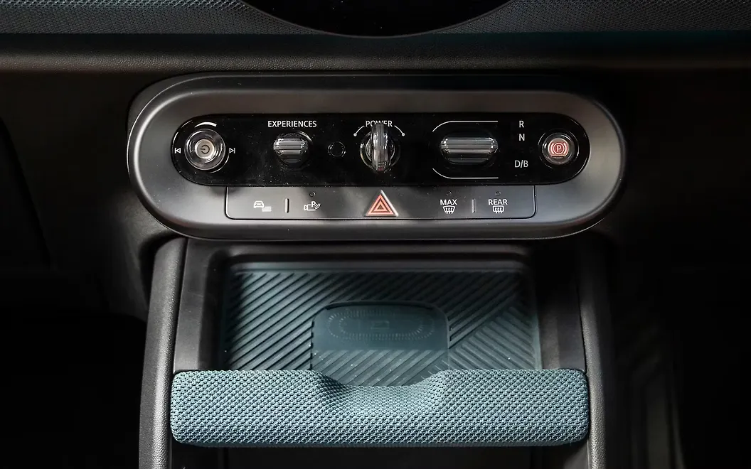 Mini Countryman Electric - Infotainment Display | Mini Countryman ...