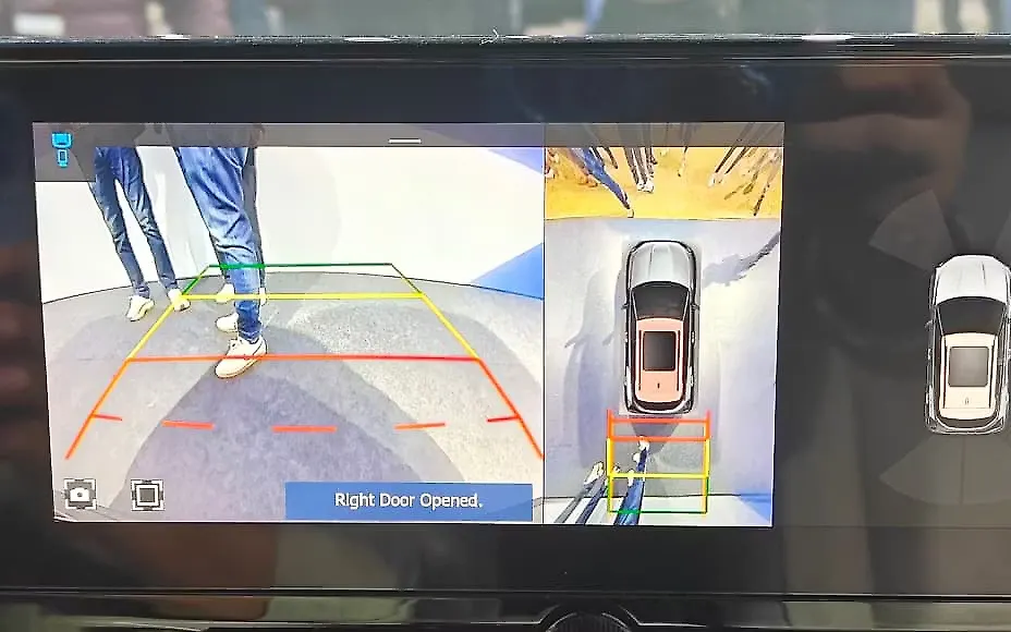 Mahindra XUV 3XO EV - Head Light | Mahindra XUV 3XO EV Images