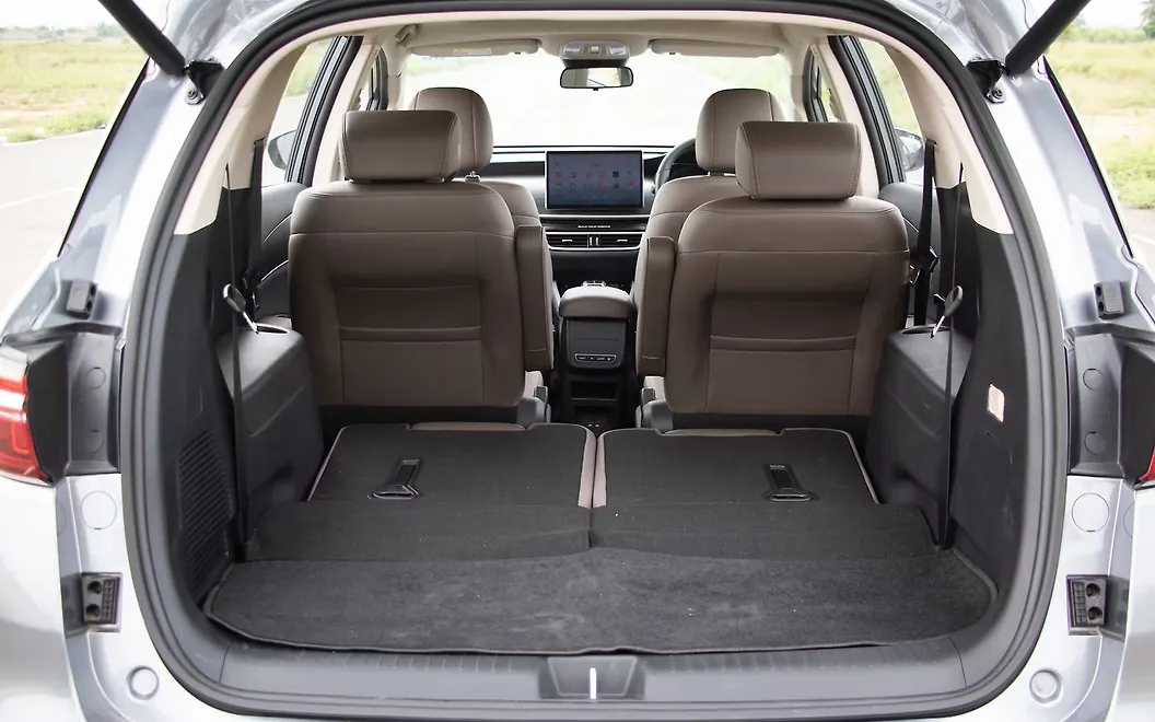 BYD eMax 7 - DashBoard | BYD eMax 7 Images