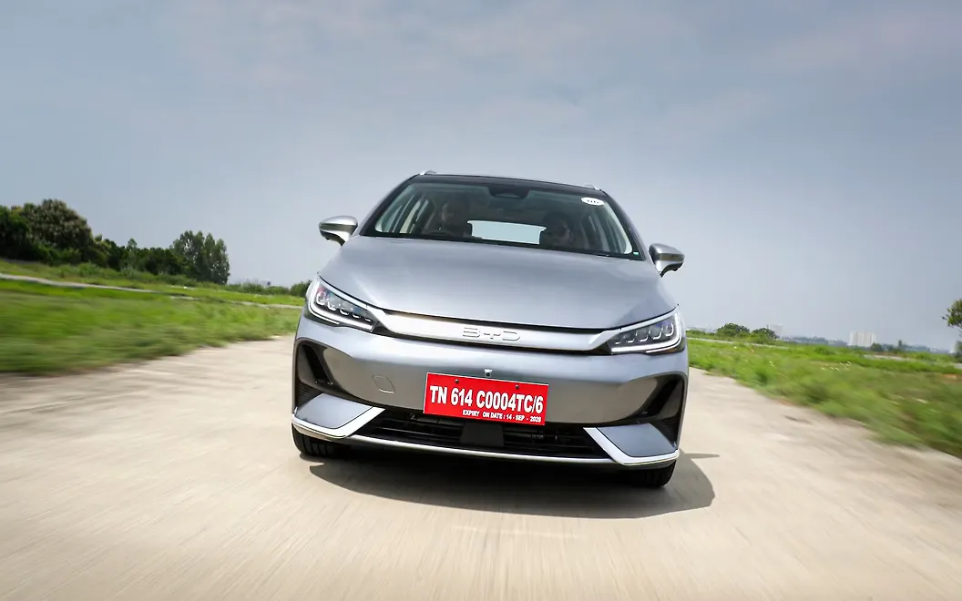 BYD eMax 7 Images | eMax 7 Exterior, Road Test and Interior Photo Gallery