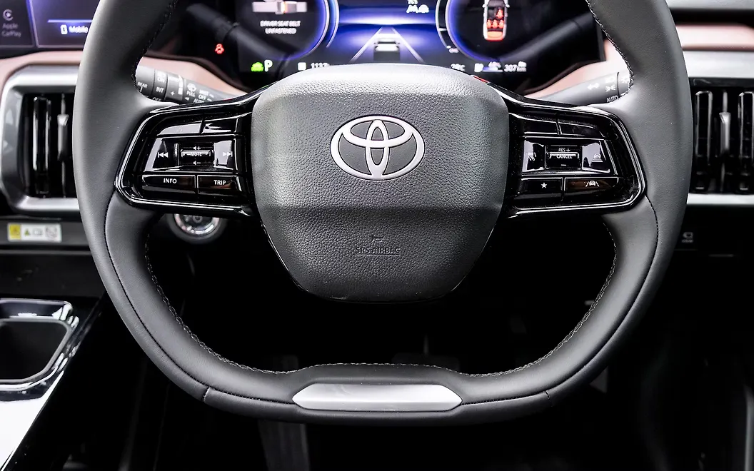 Toyota Urban Cruiser Ebella - Steering Mounted Controls | Toyota Urban ...