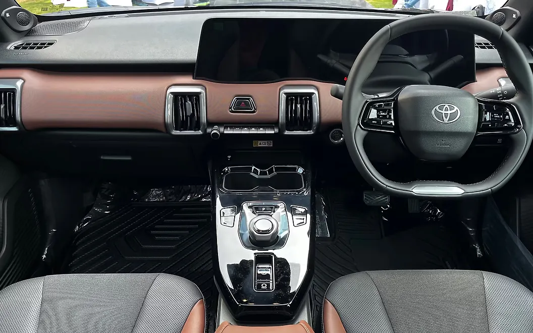 Toyota Urban Cruiser Ebella - Front Right View | Toyota Urban Cruiser ...