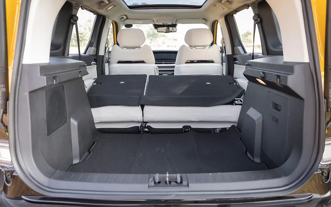 Tata Sierra Interior Images: Sierra Interior Photo Gallery