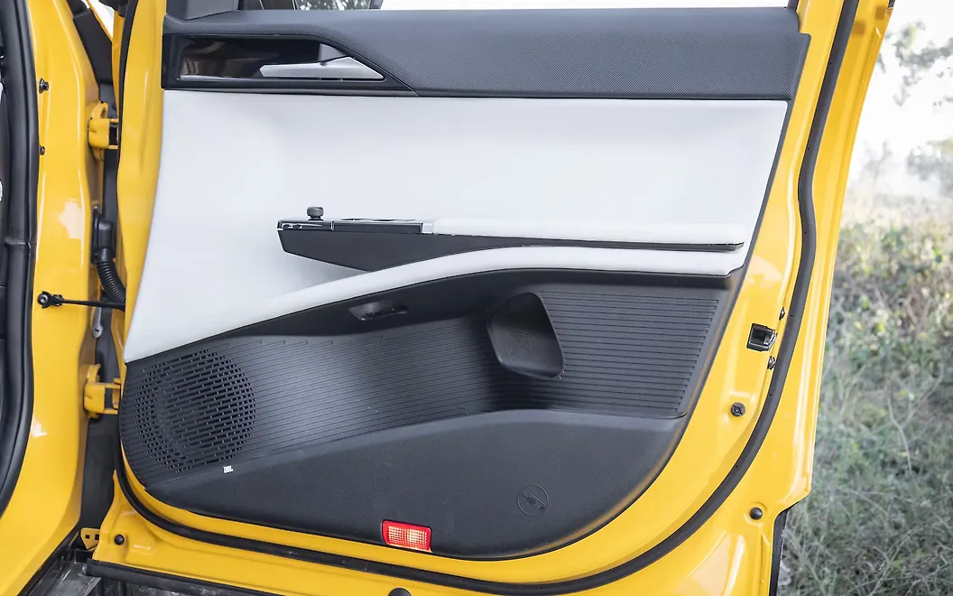 Tata Sierra - 360 View Camera Control | Tata Sierra Images