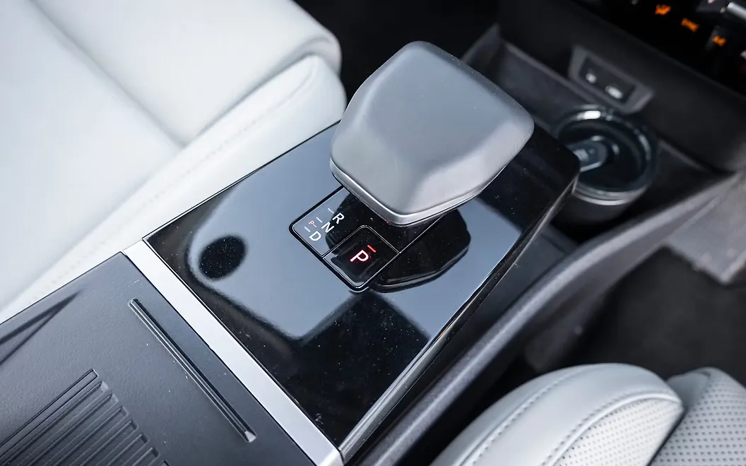 Tata Sierra - Push Button Start/Stop | Tata Sierra Images