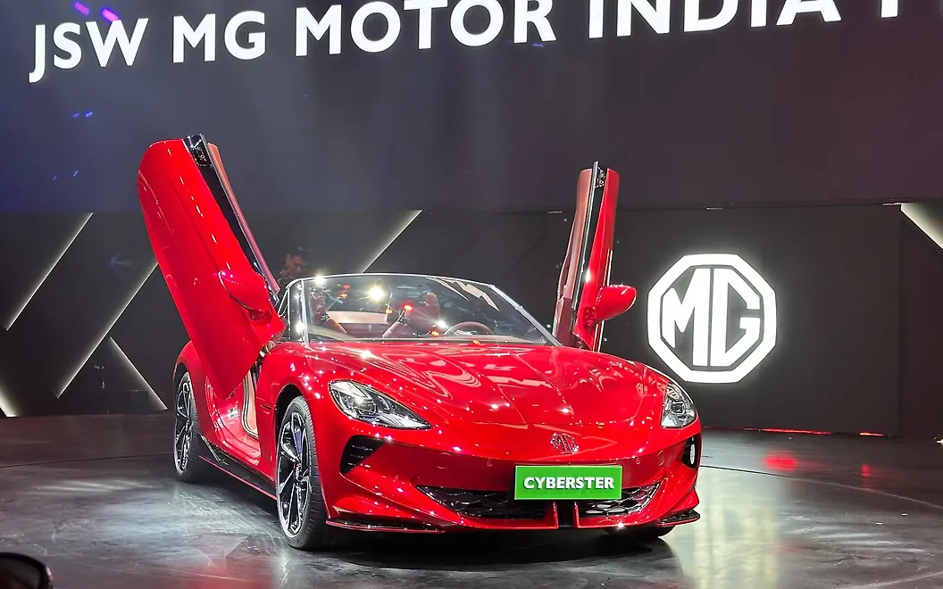 MG Cyberster - Front Right View | MG Cyberster Images