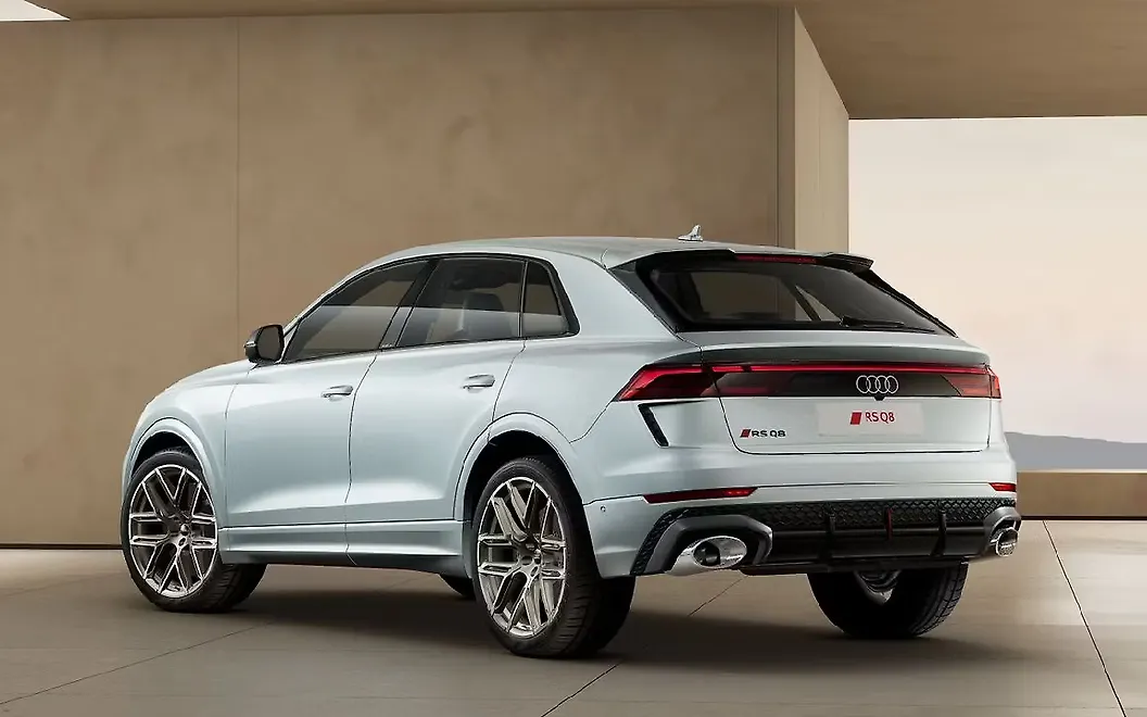 Audi RS Q8 Performance - Rear Left View | Audi RS Q8 Performance Images