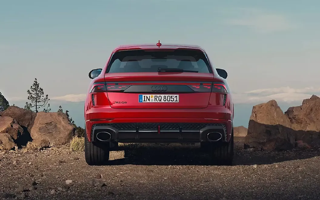 Audi RS Q8 - Right Rear View | Audi RS Q8 Images