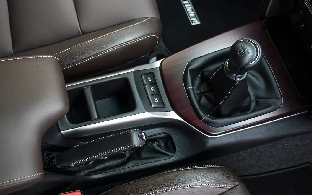 30 Toyota Fortuner [2016-2021] Interior Images: Fortuner [2016-2021 ...