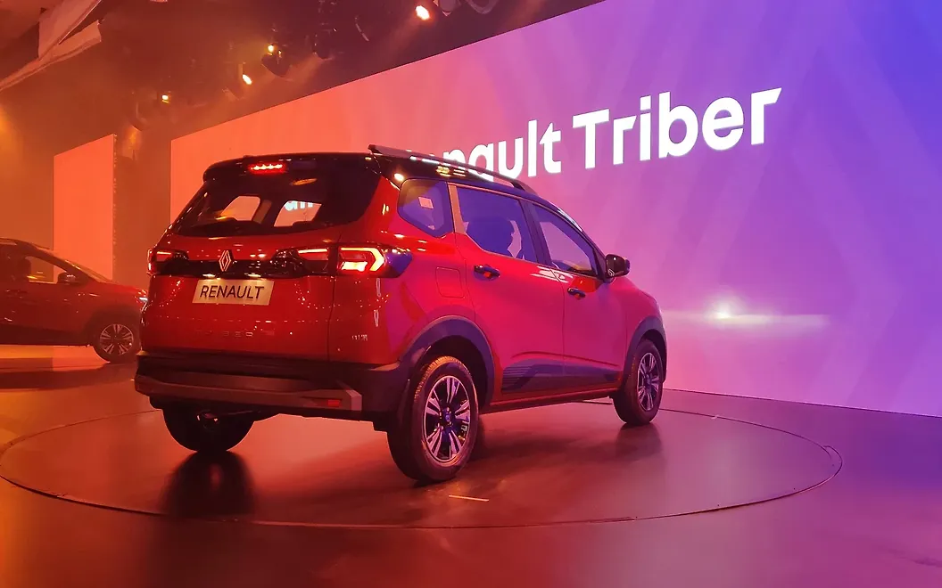 Renault Triber Images | Triber Exterior, Road Test and Interior Photo ...