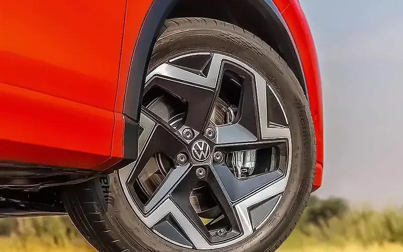 Volkswagen Tiguan R-Line - Tyre | Volkswagen Tiguan R-Line Images