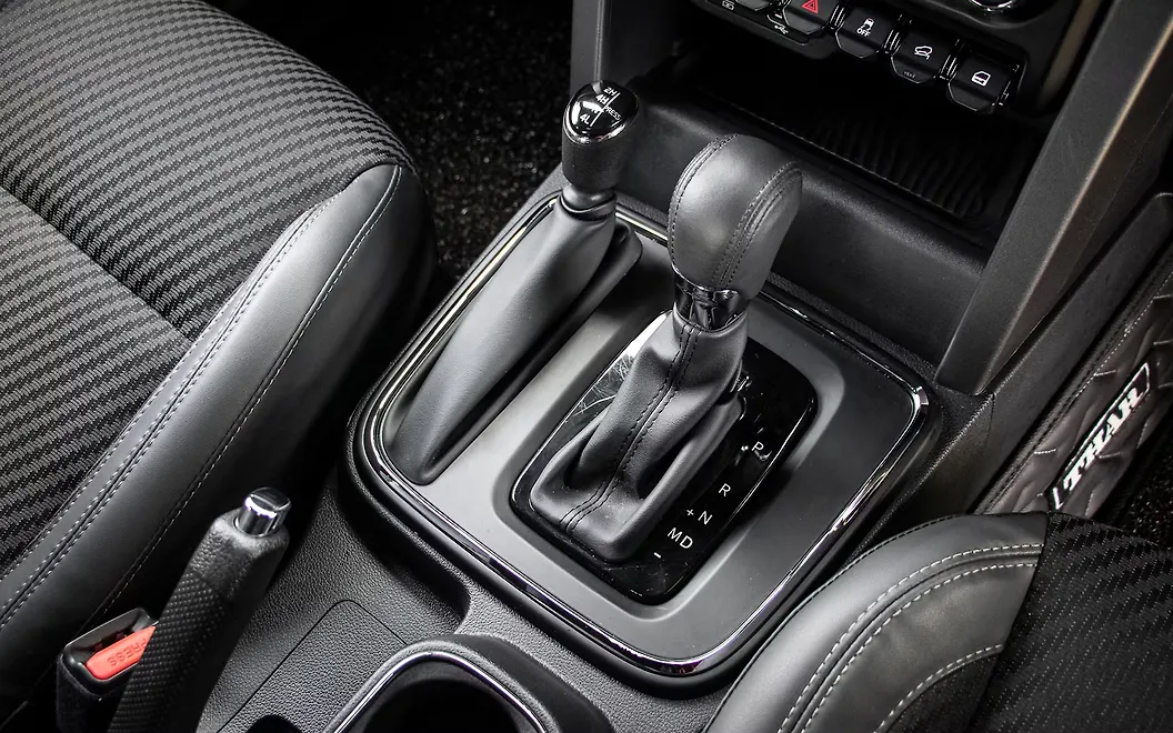 Mahindra Thar - AC Controls | Mahindra Thar Images