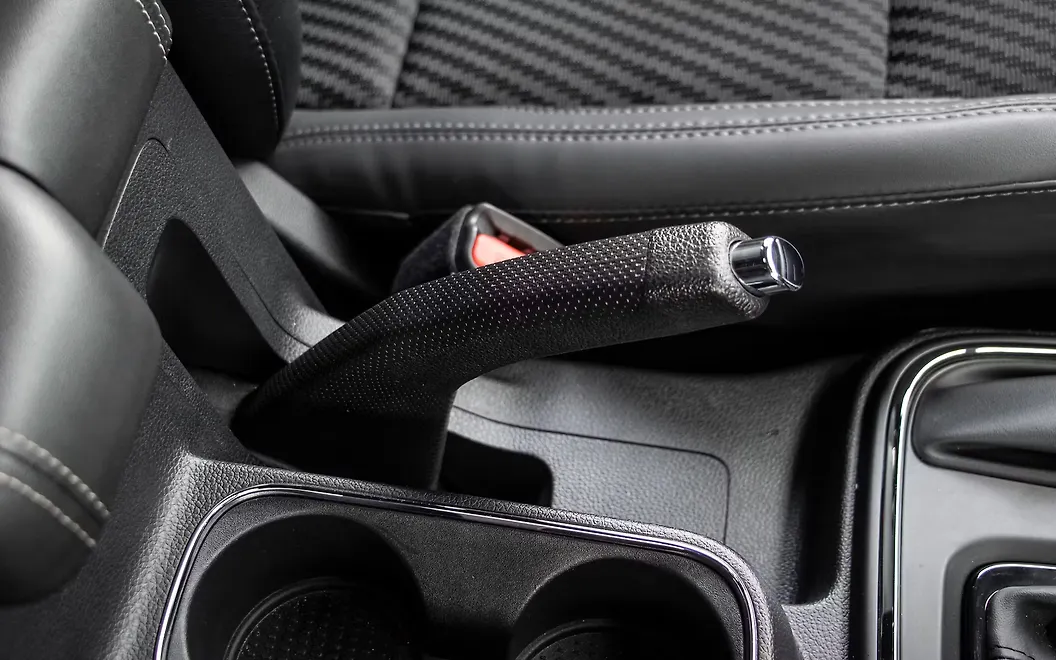 Mahindra Thar Images | Thar Exterior, Road Test and Interior Photo Gallery