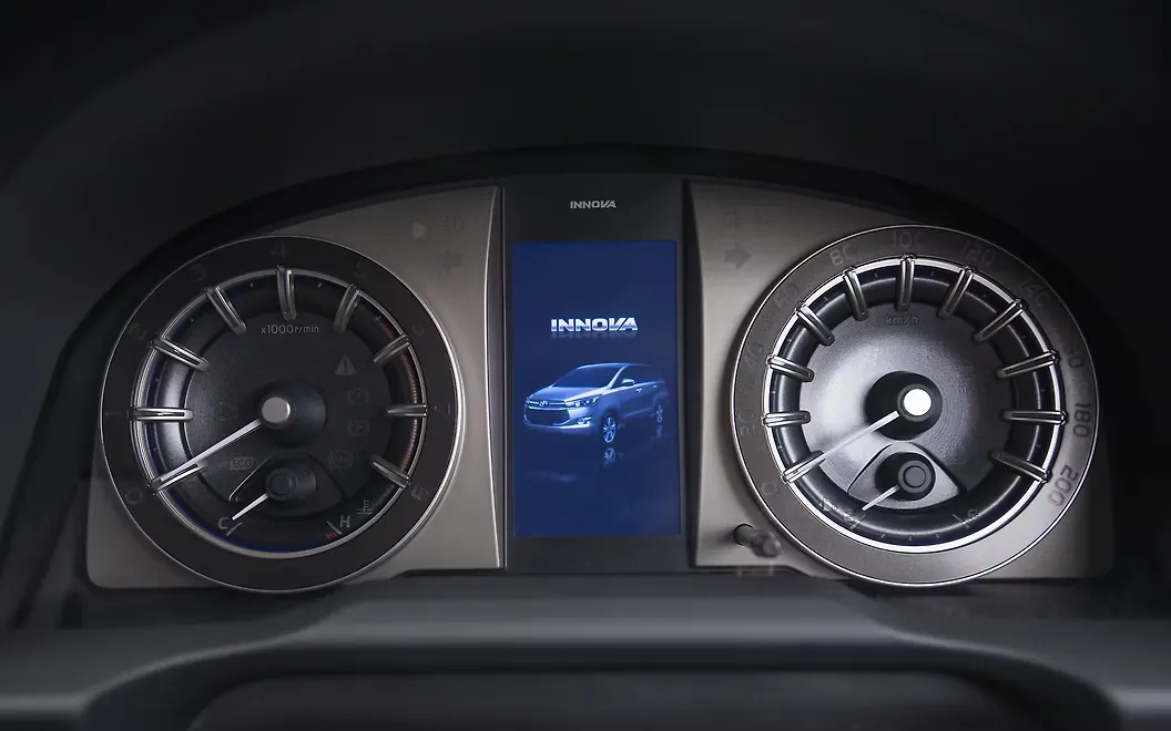 Compare Toyota Urban Cruiser Hyryder vs Toyota Innova Hycross vs Toyota ...