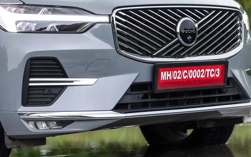 Volvo XC60 - Front Grille | Volvo XC60 Images