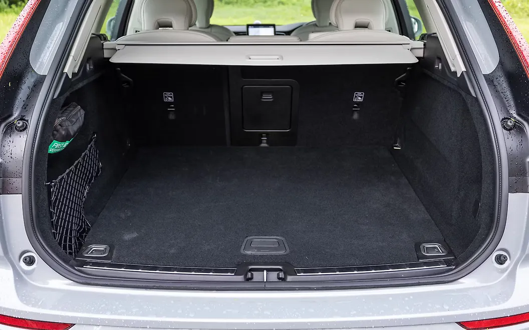 Volvo XC60 - Bootspace with Folded Seats | Volvo XC60 Images