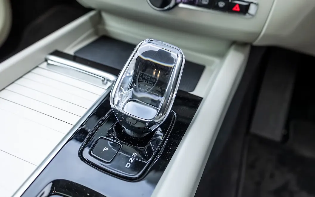 Volvo XC60 - Rear Bumper | Volvo XC60 Images